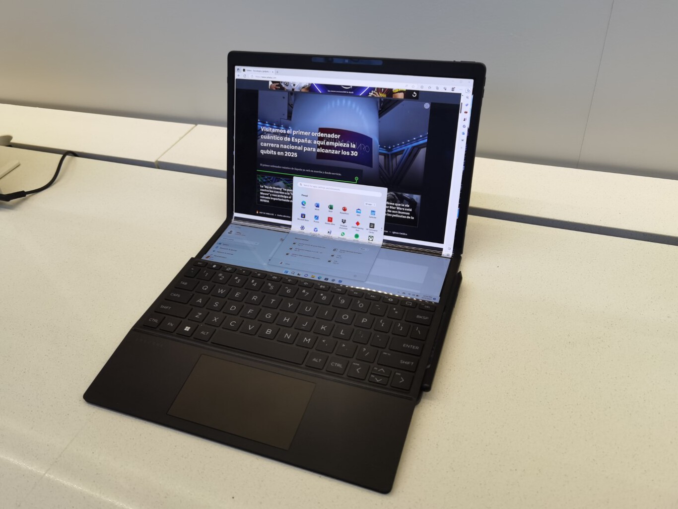 HP Spectre Foldable y HP Envy Move, primeras impresiones: sorpresa, el ...