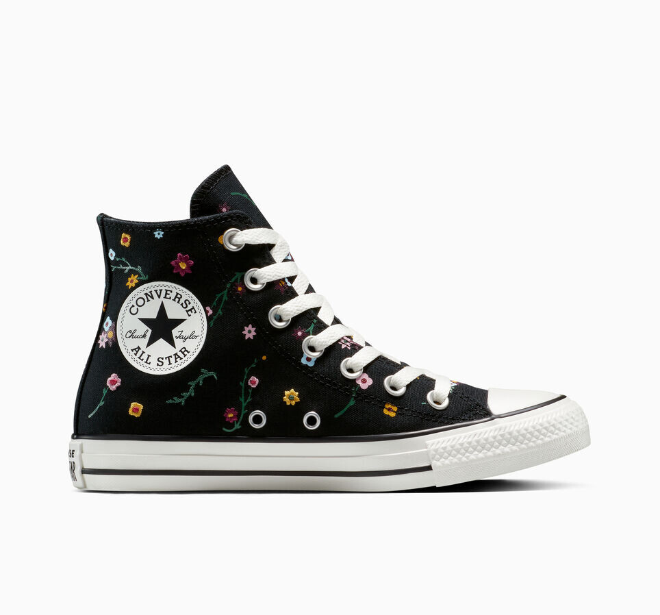 El fichaje del otoño: unas Converse con bordados tan delicados que ...