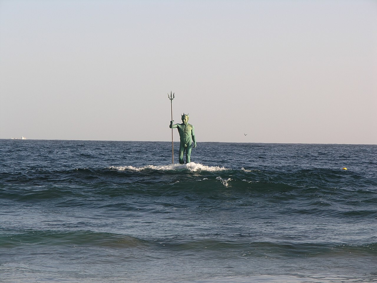 The statue on the sea that you absolutely have to see in Spain: many ...
