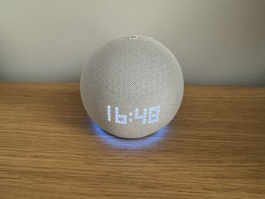 Tengo un Echo Dot y ya no lo uso con Alexa. Lo he desenchufado y ahora ...