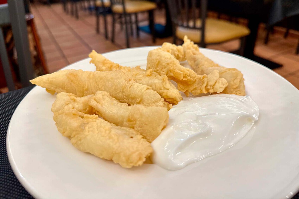 Los chefs andaluces coinciden: la técnica estándar para freír pescado ...