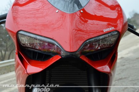 Ducati 899 Panigale, prueba (valoración, ficha técnica y galería)