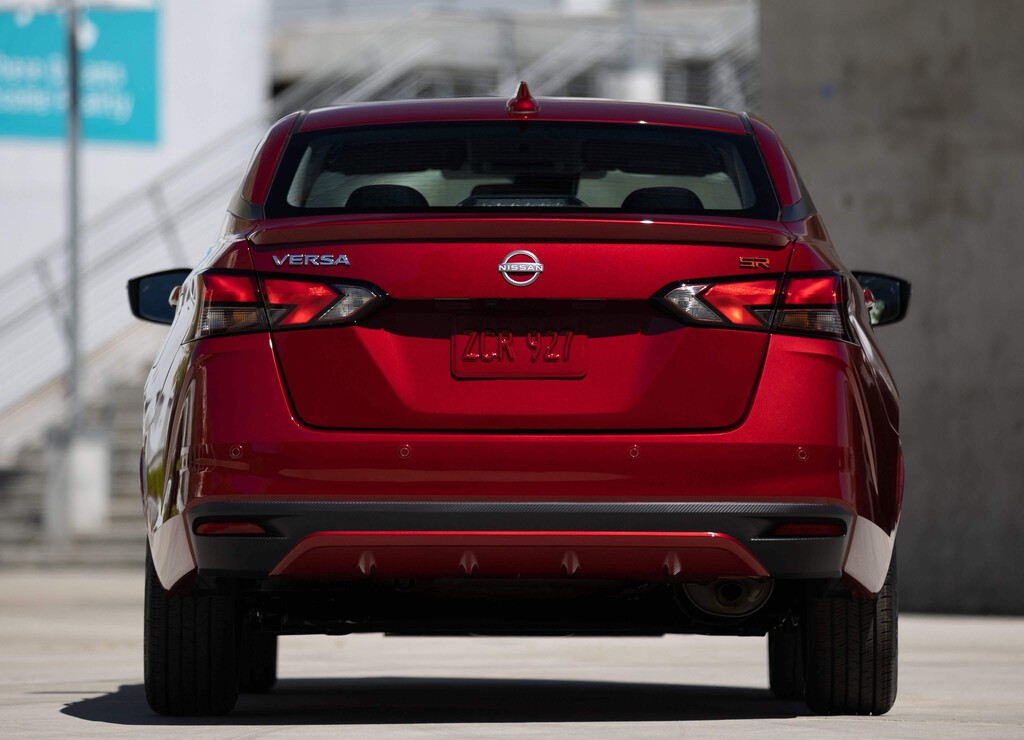 El Nissan Versa 2025 baja radicalmente de precio en México: hasta ...