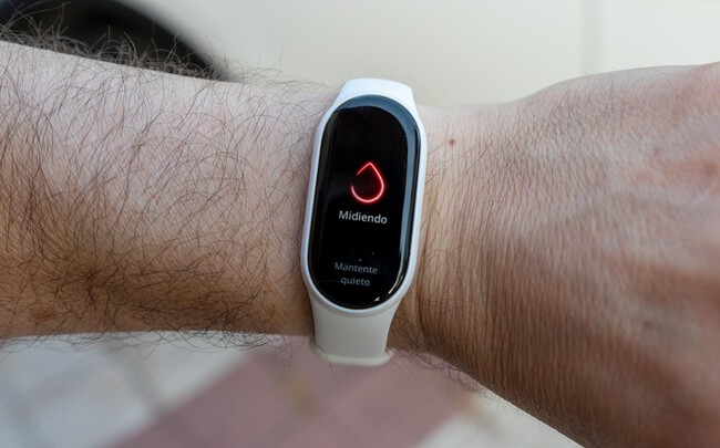 Mejores pulseras inteligentes: cuál comprar en 2025