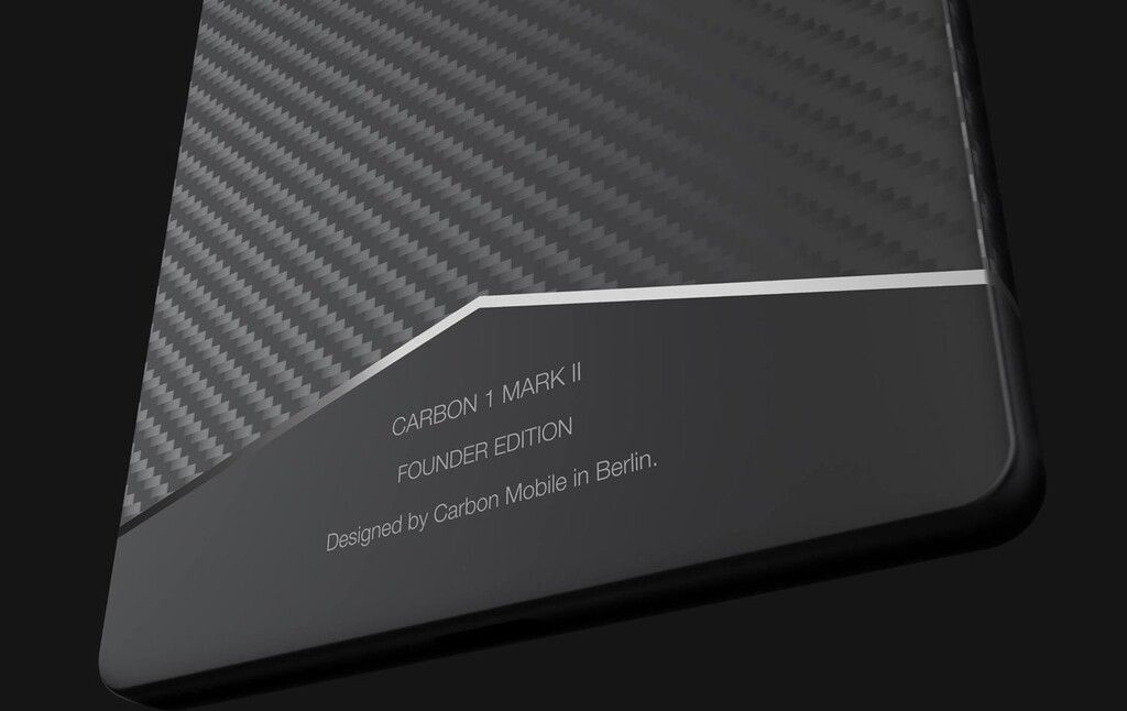 El primer móvil de fibra de carbono pronto a la venta: precio y ...