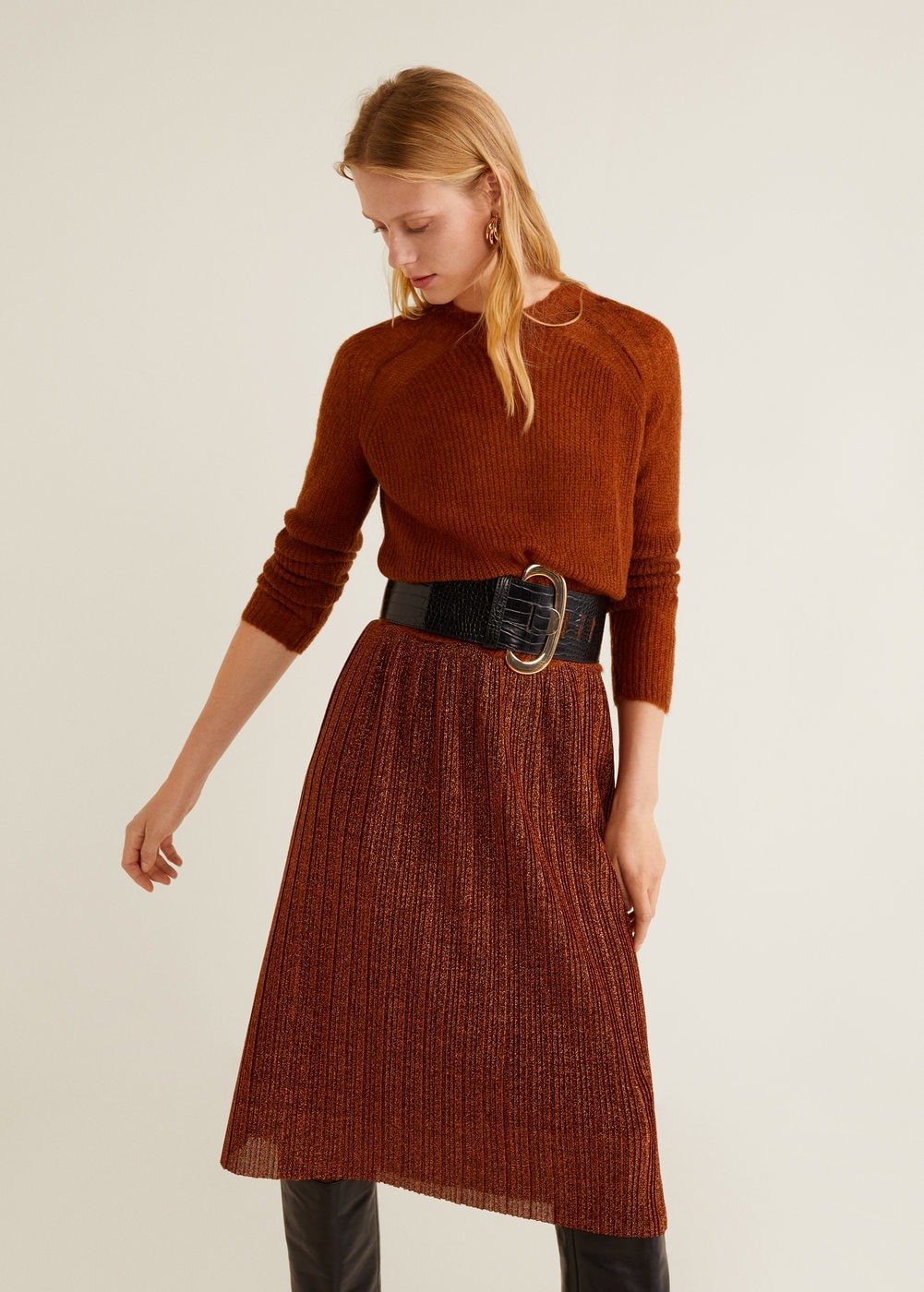 Las 13 prendas en tonos tostados de Mango con las que vestiremos los ...