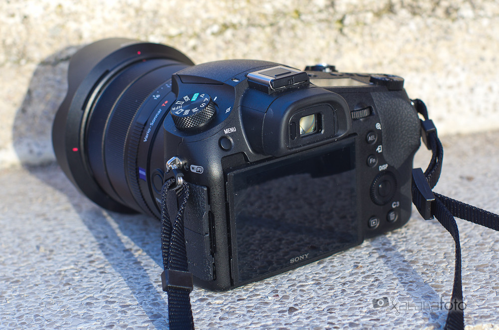 Sony RX10 IV, análisis (review): Una bridge poderosa pero que pide cambios