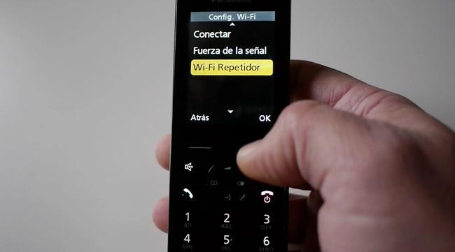 Si tienes un Panasonic KX-PRW110 tienes teléfono DECT y extensor de ...