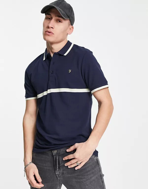 Cinco polos azul marino (con detalles de color) para llevar este verano ...