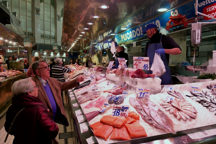 El plan de las pescaderías tradicionales para salvar un sector sin paro ...