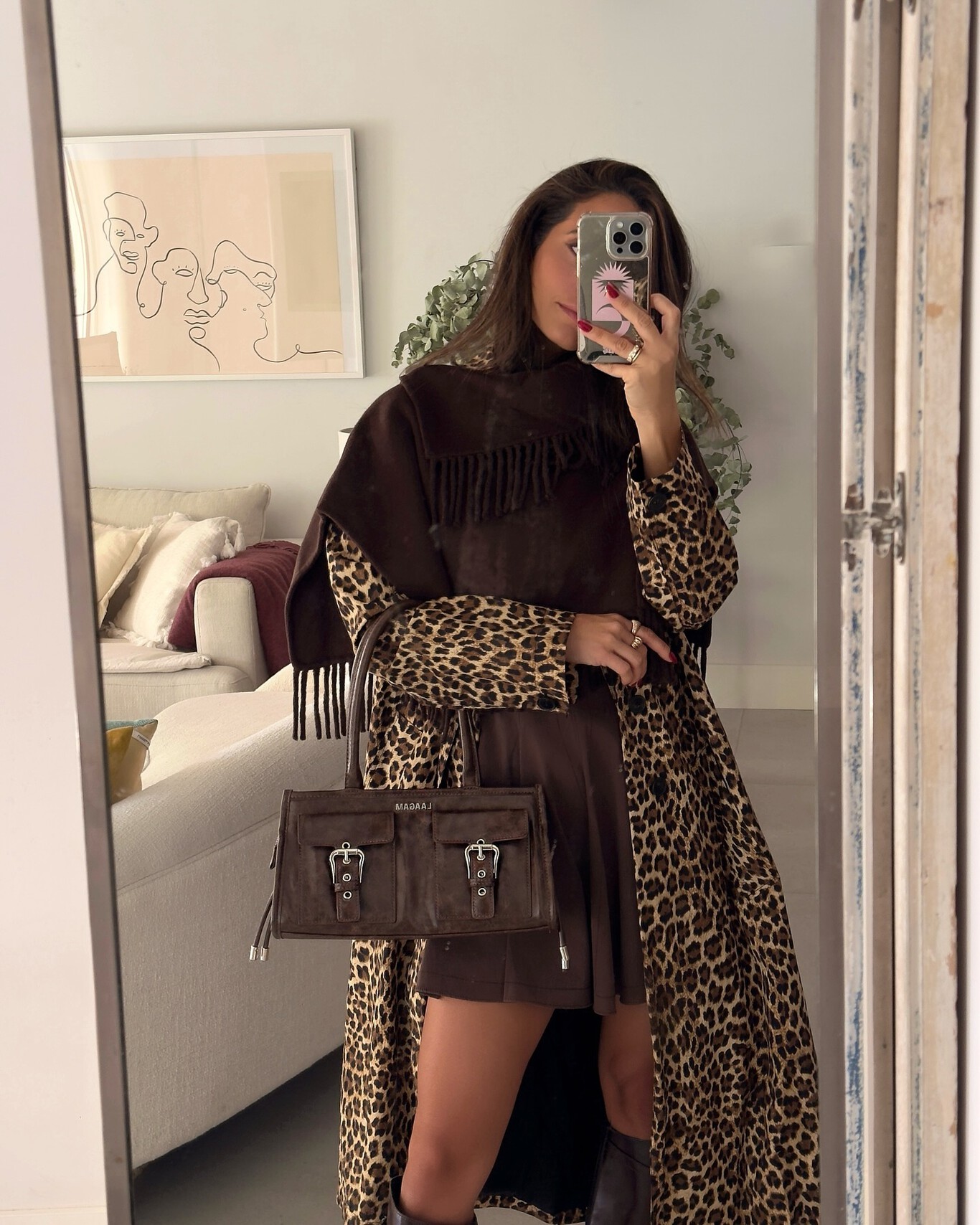 Novedad en Parfois: la botas altas color chocolate que estilizan y ...