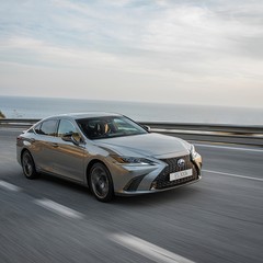 Lexus ES 300h y RC 300h 2019, prueba contacto: híbridos de lujo con ...
