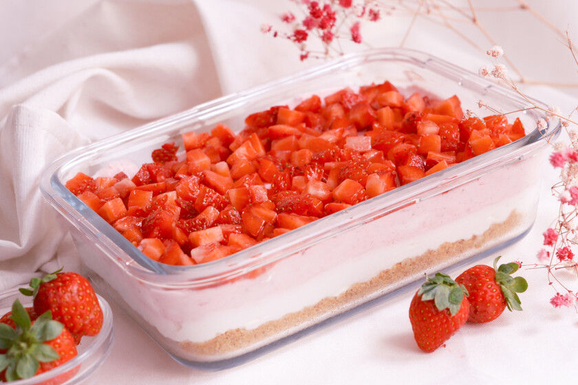 Tarta de fresas sin horno: el postre más fácil y rápido para llevar a ...