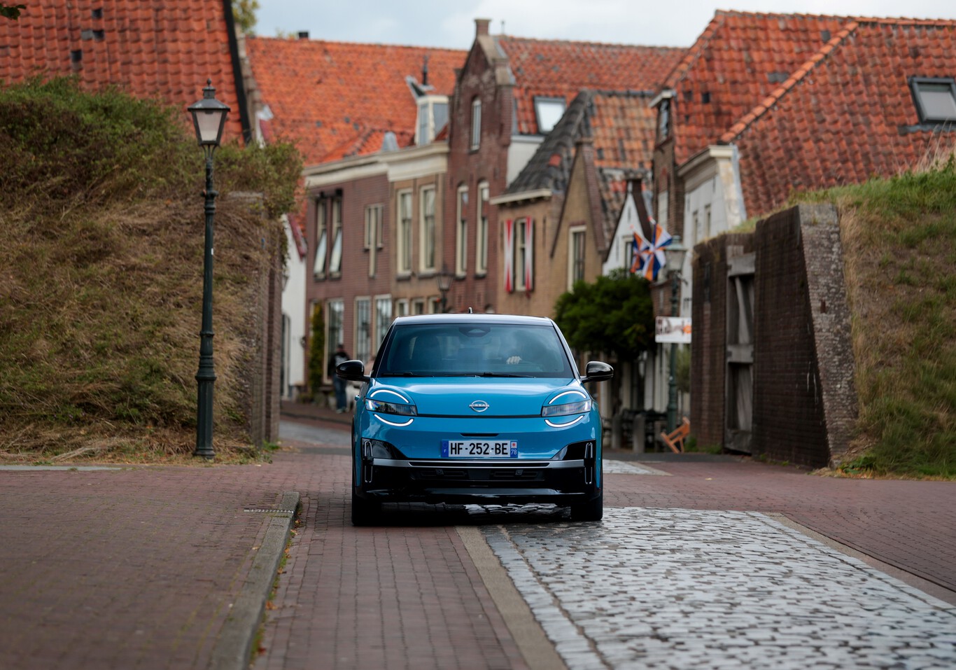 Probamos el nuevo Nissan Micra: el primo japonés del Renault 5 ahora es ...