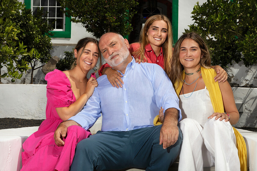 El chef José Andrés vuelve a la televisión con sus hijas: dónde y ...