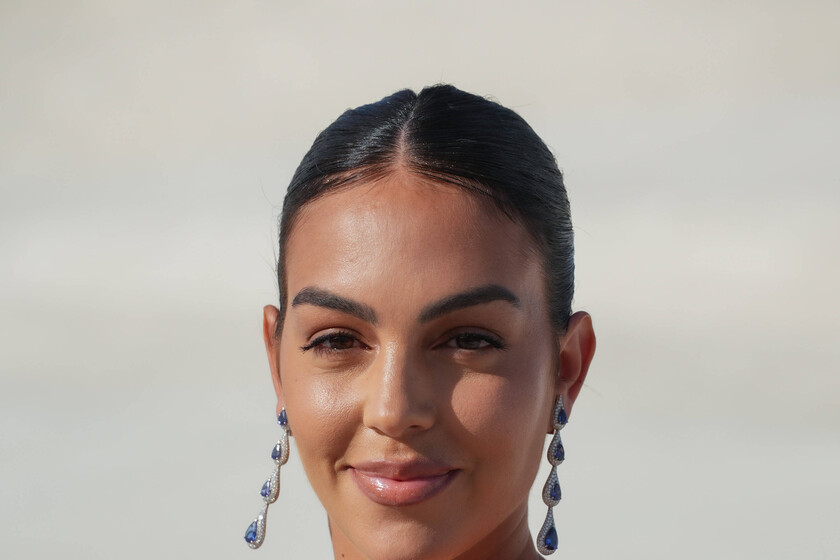 Georgina ya luce la coleta que triunfará esta primavera y es ideal para ...