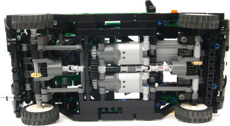 Y esto es un Fiat Panda 4x4 hecho de LEGO