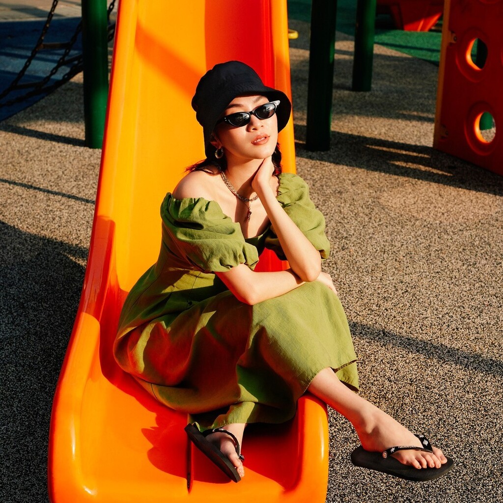 11 ideas para llevar chanclas en la ciudad que hemos fichado a las que ...