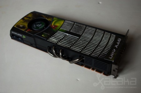 NVidia GTX 480, la más potente de la nueva generación de gráficas a ...