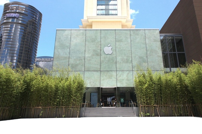 Sí, ese muro de piedra es translúcido: así es la nueva Apple Store de Macao
