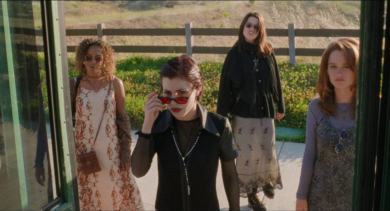Qué fue de Fairuza Balk, de icono gótico en 'Jóvenes y brujas' a ser la ...