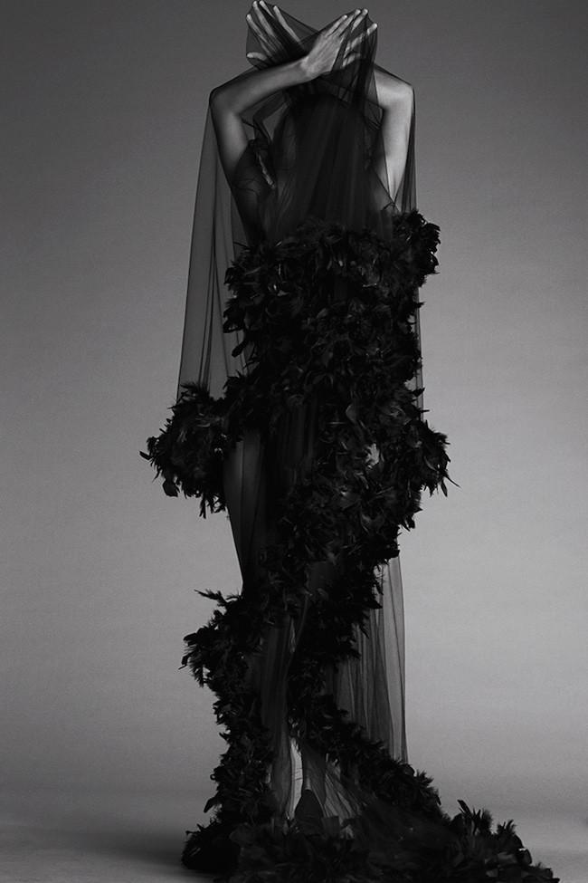 La espectacular campaña publicitaria de Andrés Sardá para la próxima ...