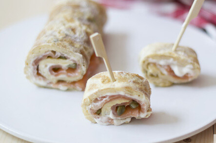 Omelette roulade de salmón y cebollino, receta de cocina fácil ...