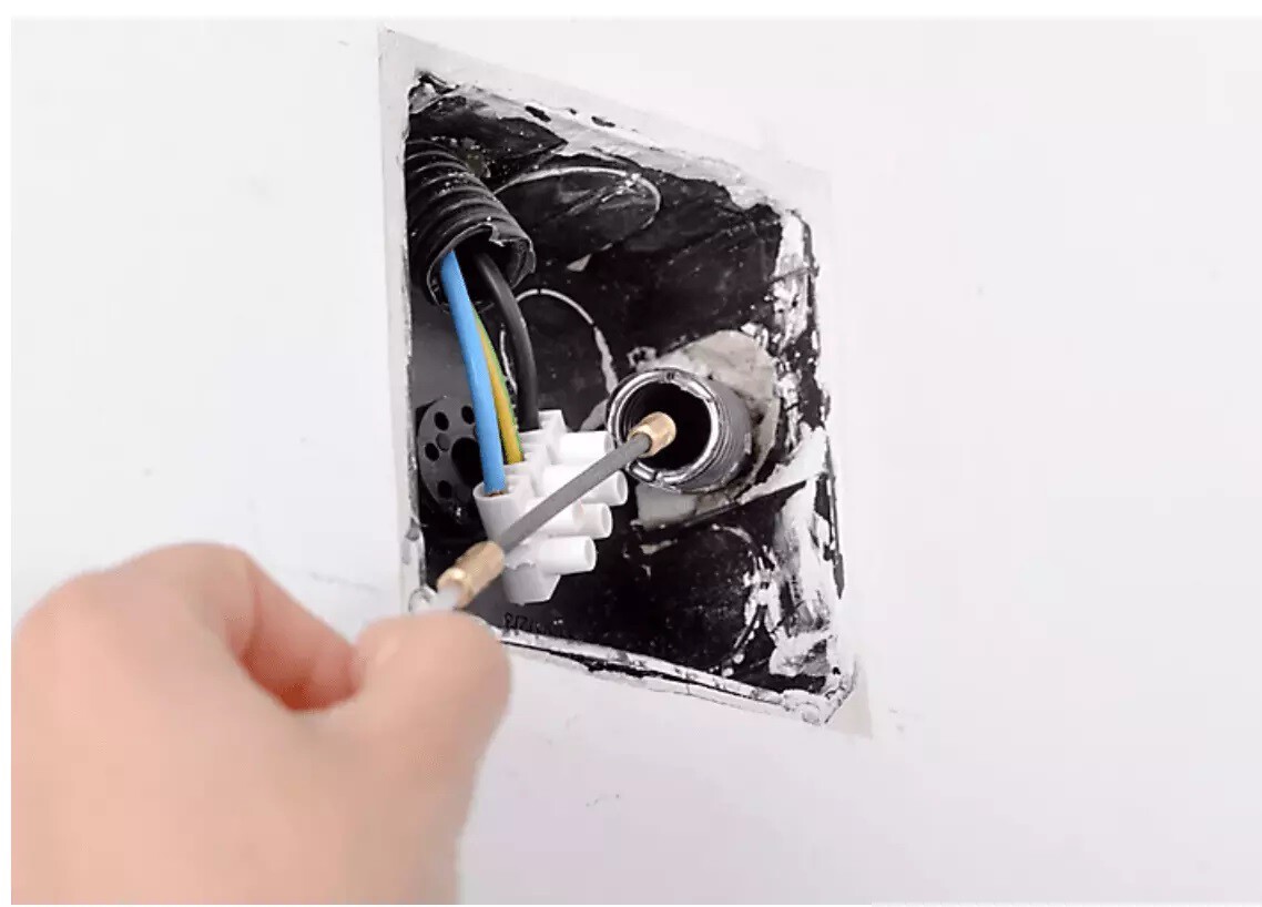 Dos formas para convertir las viejas instalaciones de cable de antena de TV en conexiones ...