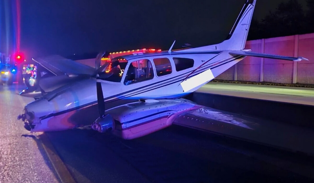 Conducía tranquilamente en carretera cuando un avión aterrizó en el ...