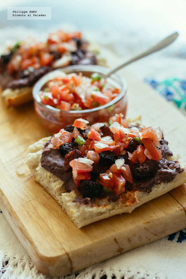 Molletes con chorizo. Receta