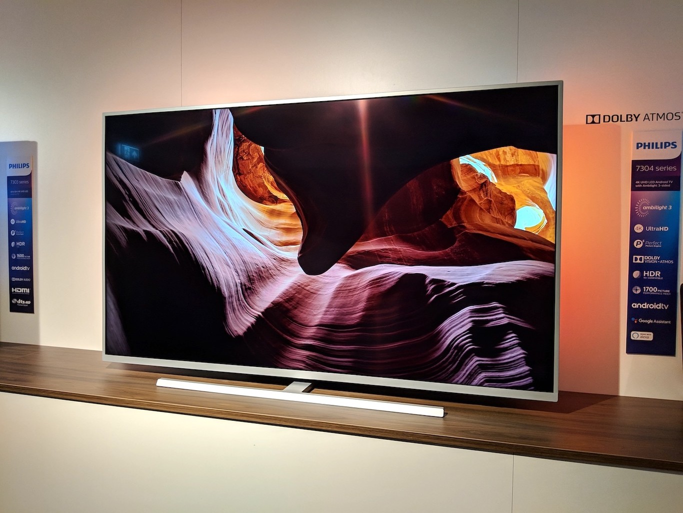 Philips The One TV: opiniones tras primera toma de contacto. Vídeo y fotos.